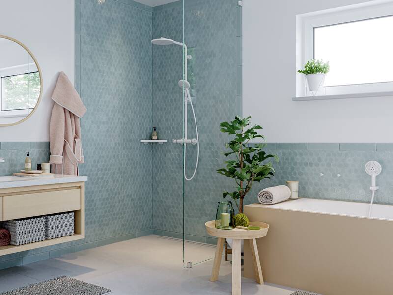 Hvite kraner og dusjer