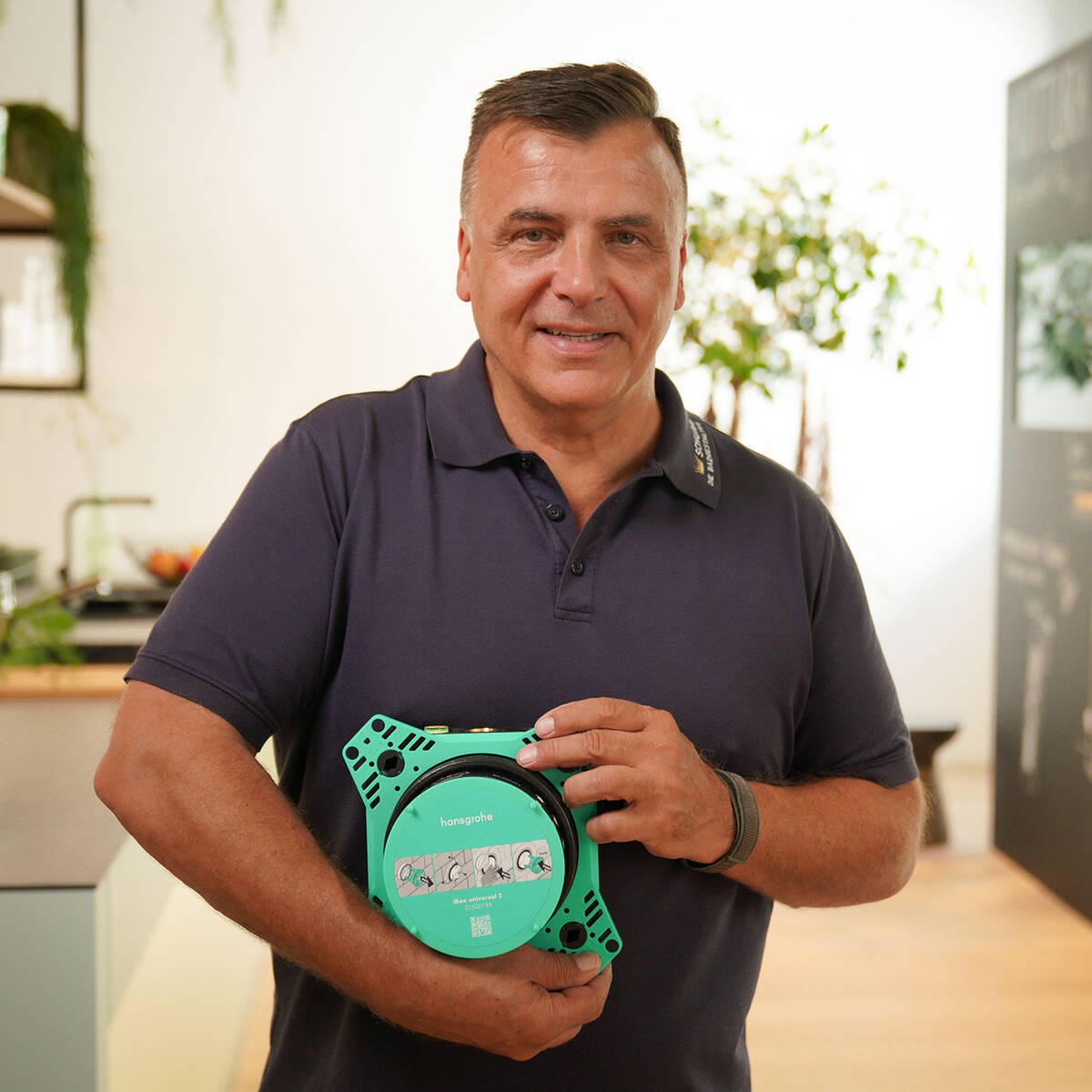 iBox universal 2 : le corps d’encastrement pour la salle de bains