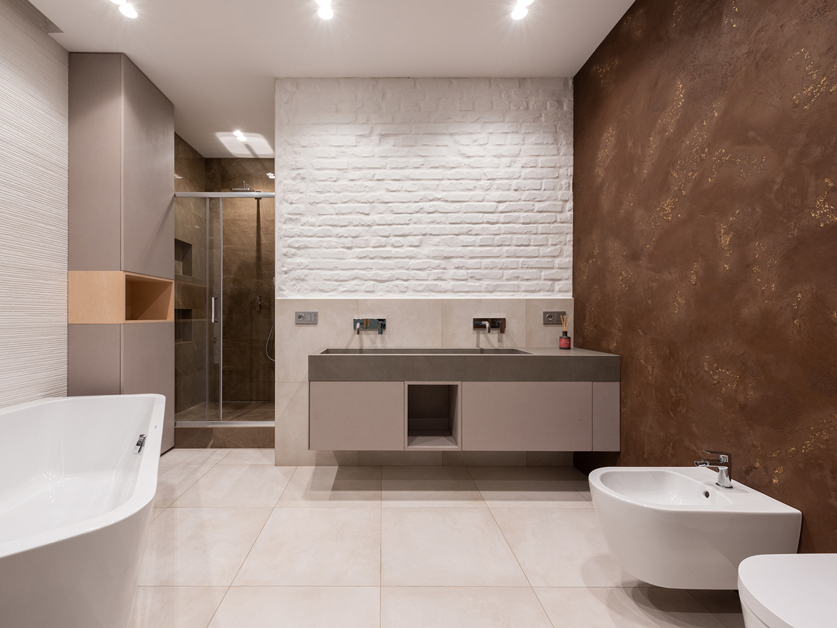 Salle de bains colorée