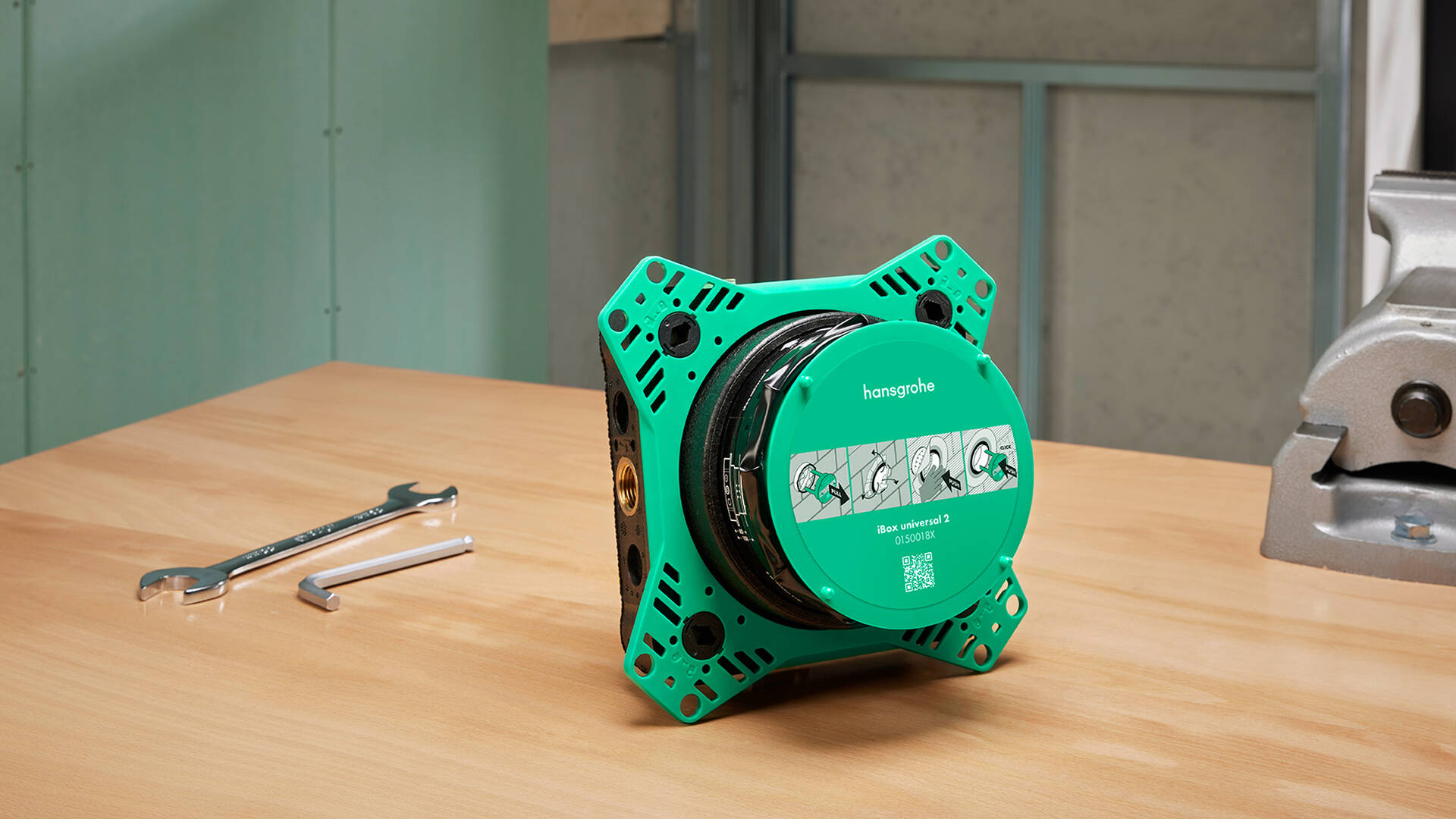 iBox universal 2: the concealed installation base set for the bathroom