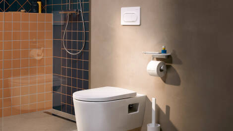 iFrame flushing system and flush plates.