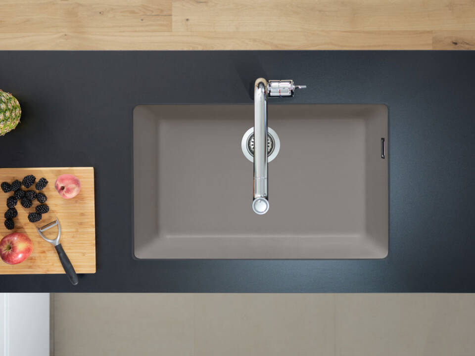 hansgrohe Kitchen mixers: Metris Select M71, 2-hole single lever ...