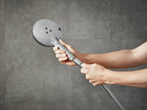 Showerheads and hand showers