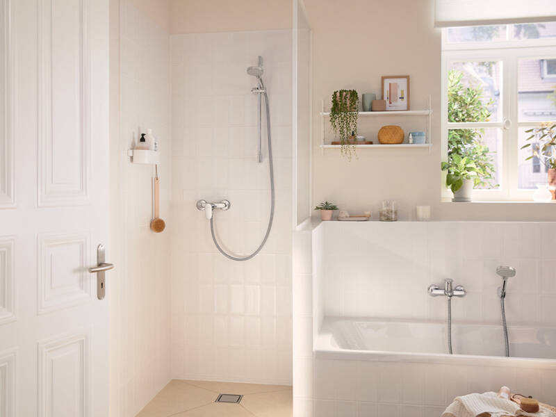 Modern shower mixers for concealed and exposed installation