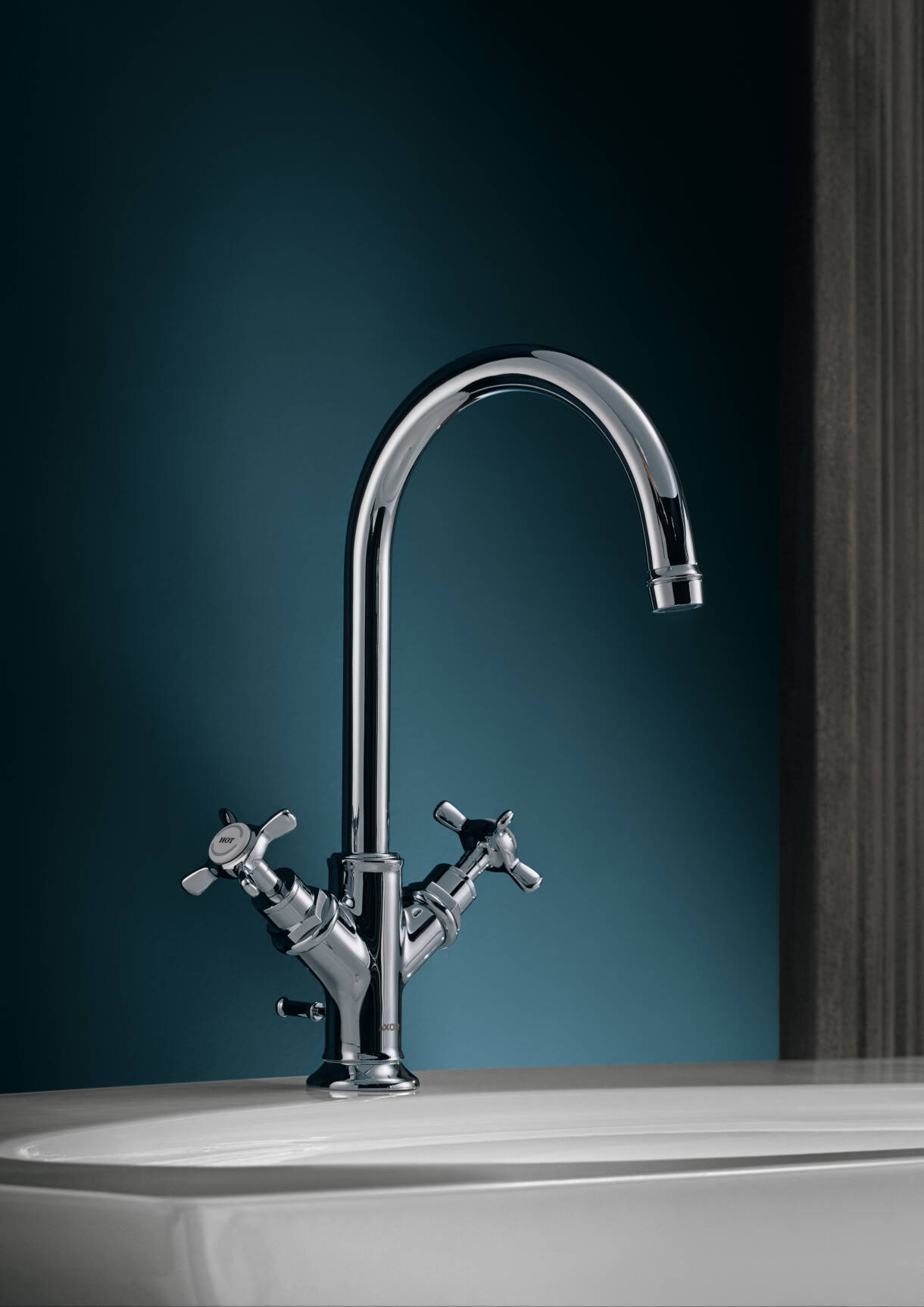 雅生 面盆龙头: 雅生蒙特勒, 双把手面盆龙头210，带十字把手和提拉落水套件, 货号 16502007 | Hansgrohe Pro CN