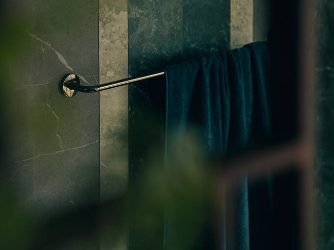 AXOR Accessories: AXOR Universal Circular, Bath towel rail 600 mm, Item ...