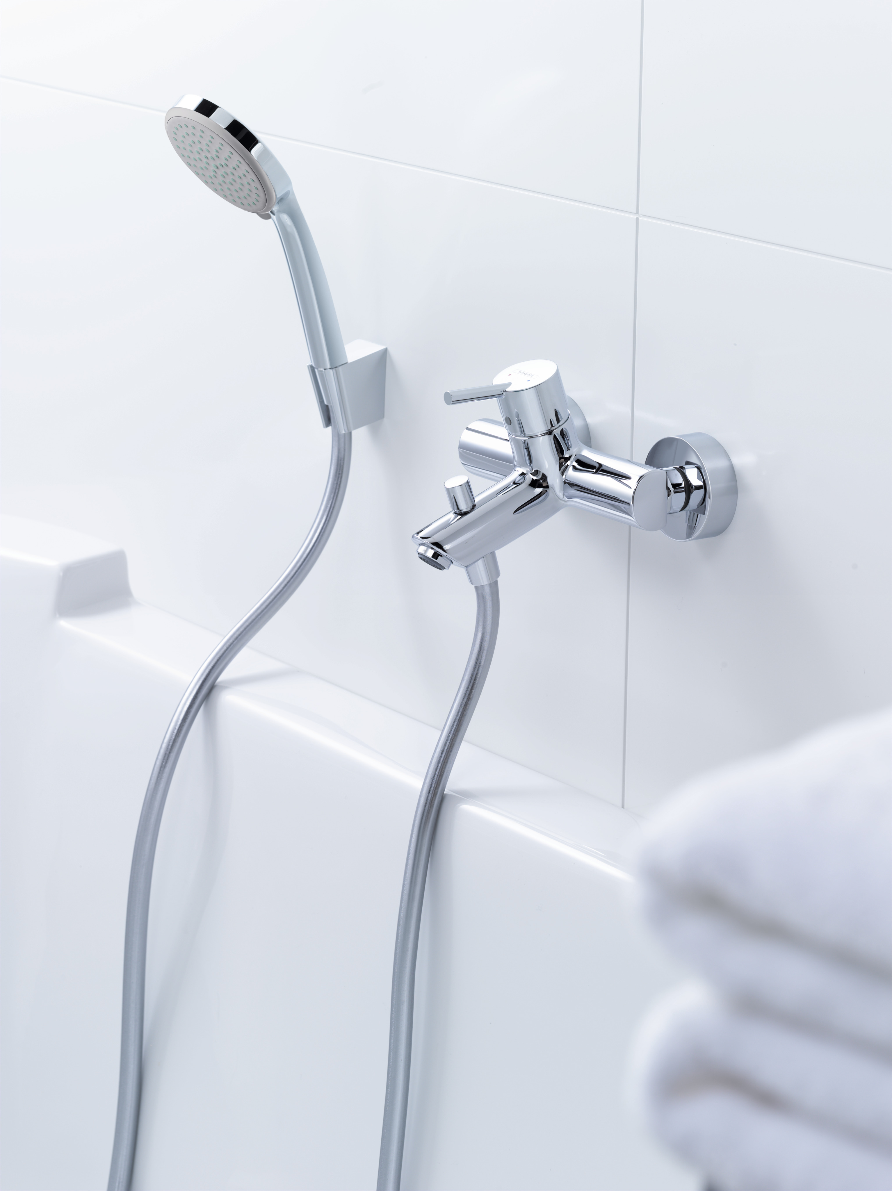 hansgrohe Porter sets: Croma 100, Shower holder set Vario with shower ...