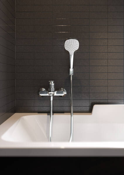 Logis Bath mixers: 2 functions, Chrome, Item No. 71400000 | hansgrohe INT