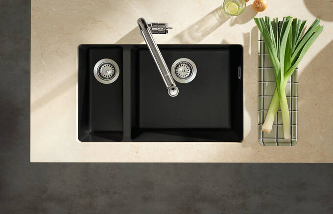 hansgrohe Sinks: S51, S510-U770 Under-mount sink 370/370, Item No ...
