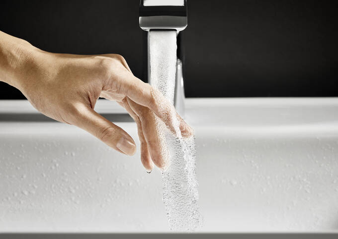 汉斯格雅 面盆龙头: 薇怡斯, 单把手面盆龙头110，带提拉落水套件, 货号 75020007 | Hansgrohe Pro CN