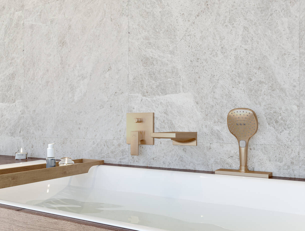 Metropol Bath mixers: 2 functions, Matt Black, Item No. 32545670 ...