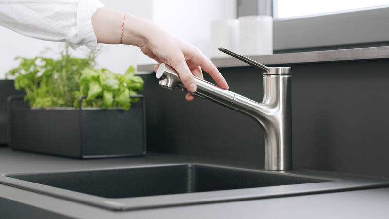 hansgrohe Kitchen mixers: Zesis M33, Single lever kitchen mixer 150 ...