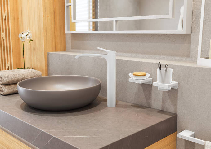 hansgrohe Accessories: AddStoris, Bath towel rail, Item No. 41747707 ...