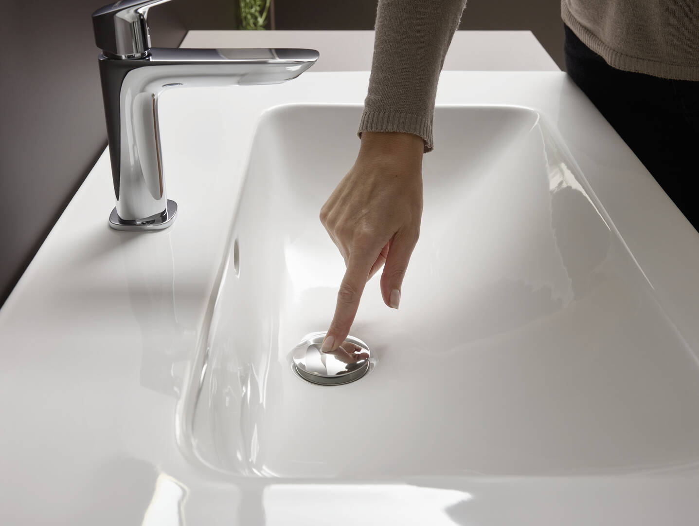 hansgrohe Washbasin mixers: Logis, Single lever basin mixer 110 Fine ...