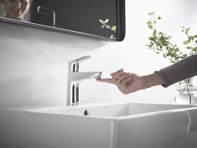 hansgrohe Washbasin mixers: Focus, Single lever basin mixer 100 LowFlow ...