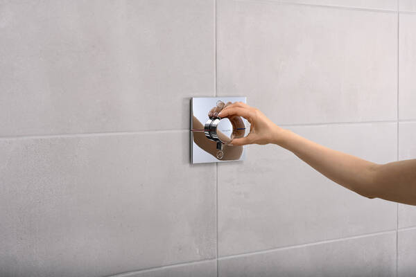 ShowerSelect Comfort E Shower mixers: 2 functions, Chrome, Item No ...