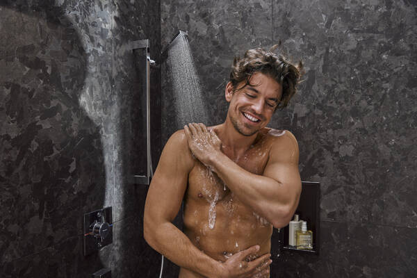 ShowerSelect Comfort E Shower mixers: single lever, 2 functions, Chrome ...