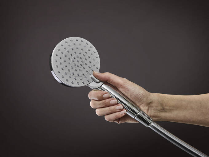 hansgrohe Showerpipe: Vernis Shape, 1 tipo di getto, Cod.art. 26286000 ...